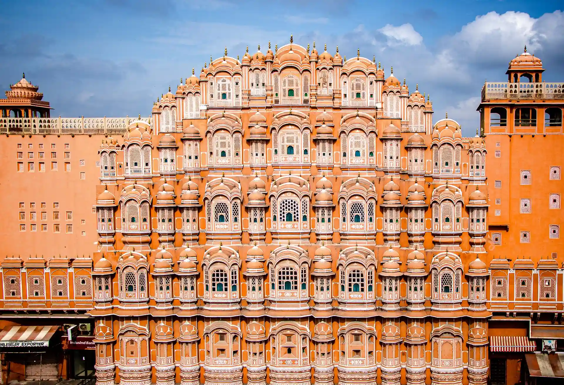 Home | Paryatan Tours and Travels